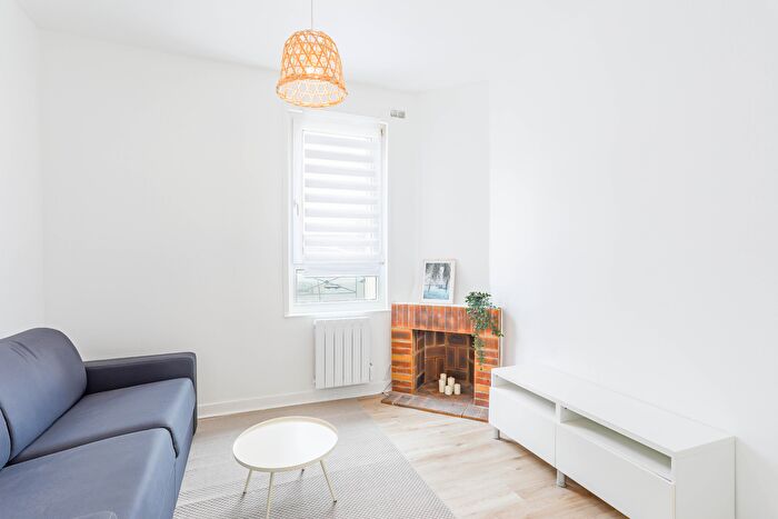 Appartement 1 pièce à louer - Eaubonne, Cerisaie, Jean Macé