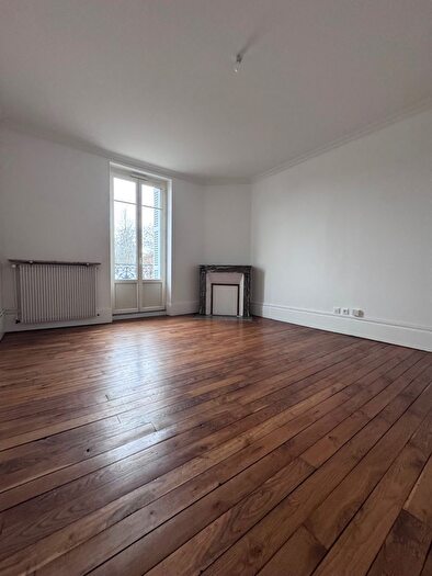 Appartement à louer - Dijon, Centre-ville - 3 pièces - 2 chambres