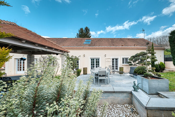 Maison à vendre - Le Val-Saint-Germain - 8 pièces - 5 chambres