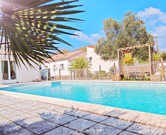 Maison à vendre - Saint-Sulpice-de-Royan - 4 pièces - 3 chambres