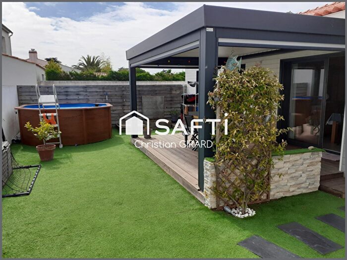 Maison à vendre - La Guérinière - 5 pièces - 4 chambres