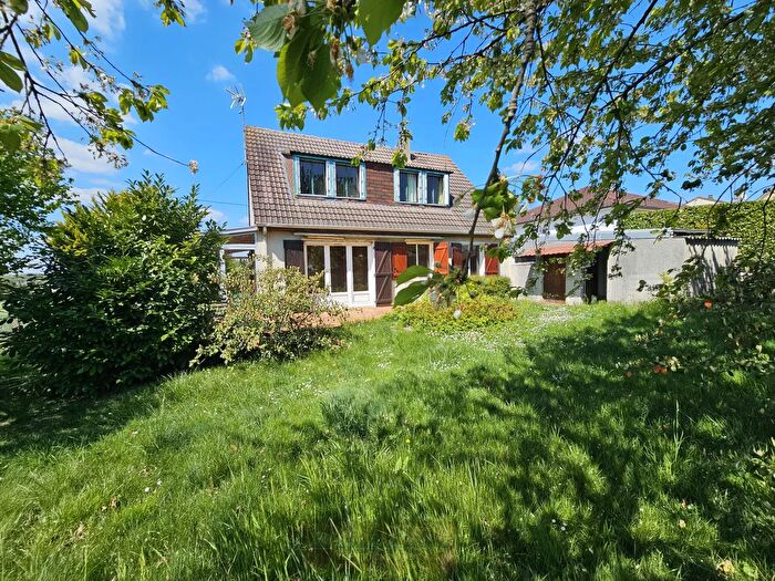 Maison à vendre - Amilly - 6 pièces - 4 chambres