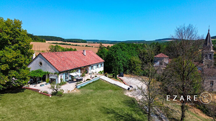 Maison 9 pièces à vendre à L'Étang-Vergy