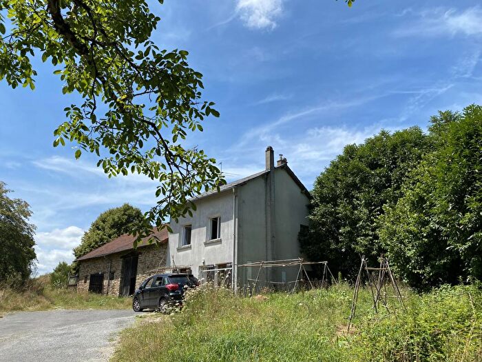 Maison à vendre - Sainte-Anne-Saint-Priest - 4 pièces - 2 chambres