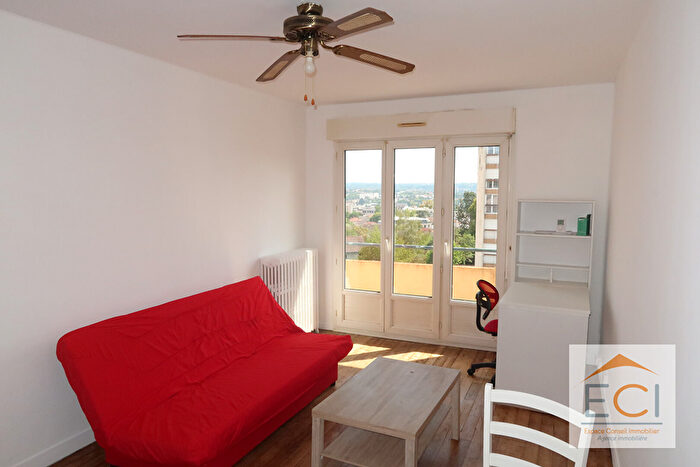 Appartement à louer - Limoges, Centre-ville, Hôtel de Ville, Emailleurs - 2 pièces - 1 chambre