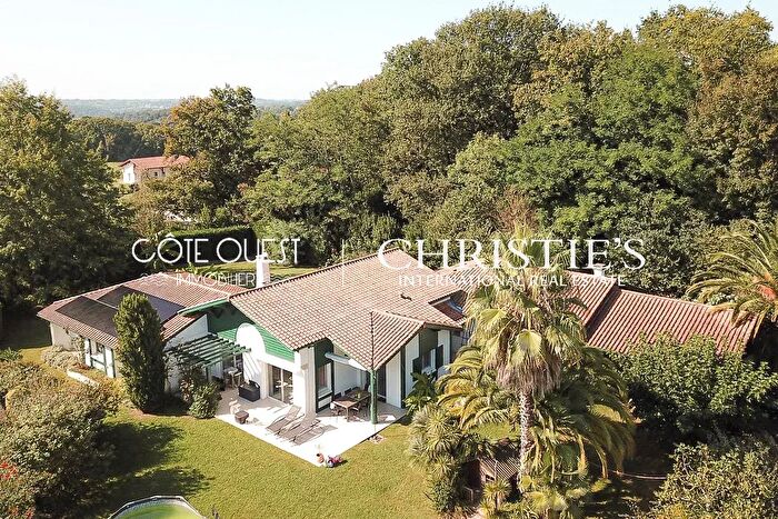 Maison à vendre - Villefranque - 8 pièces - 6 chambres