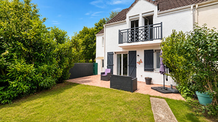 Émerainville : Maison 5 pièces à vendre