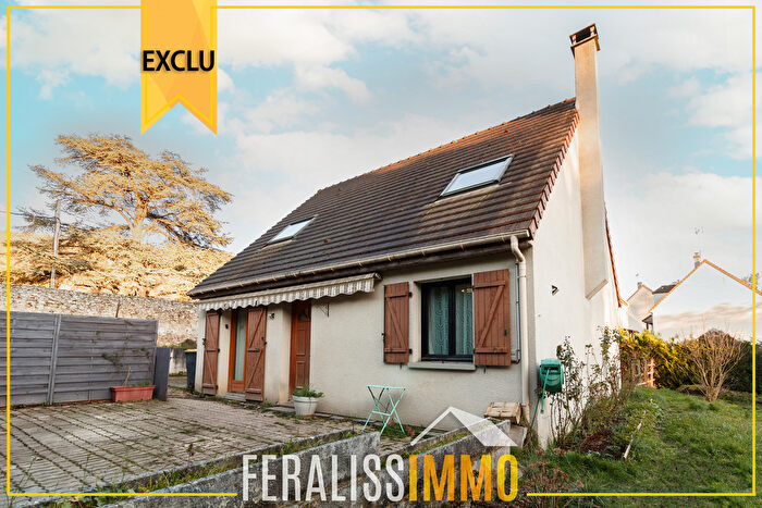 Maison à vendre - Vaux-sur-Seine - 6 pièces - 4 chambres