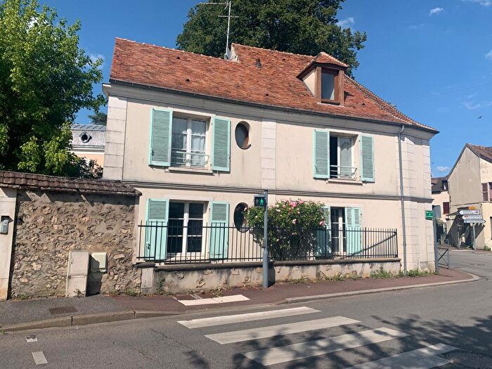 Appartement à louer - Brie-Comte-Robert, Leclerc, Verdun - 1 pièce