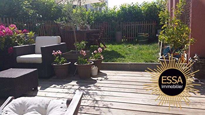Vélizy-Villacoublay, Mairie : Appartement 3 pièces à vendre