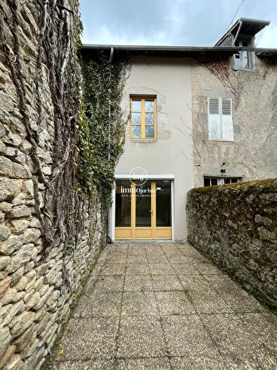 Appartement à louer - Bénévent-lAbbaye - 2 pièces - 1 chambre