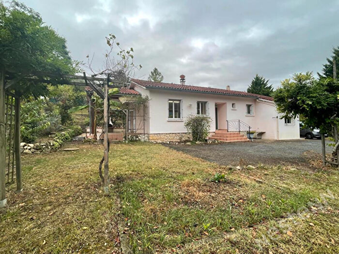 Maison 3 pièces à louer à Bon-Encontre