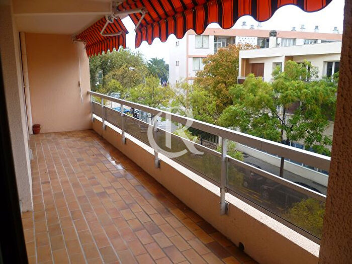 Appartement 3 pièces à louer à Hyères, Centre-ville