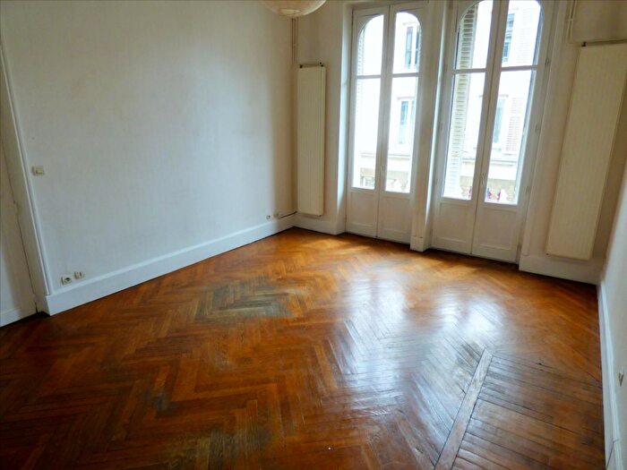 Appartement à louer - Nancy, Centre-ville, Charles III - 4 pièces - 3 chambres