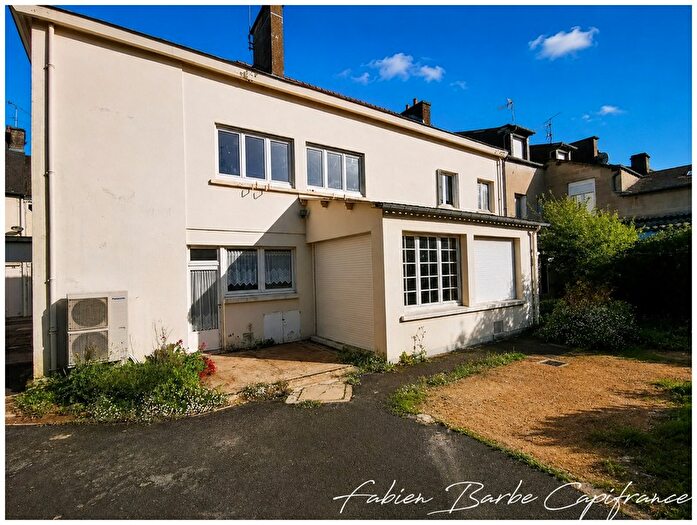 Maison 8 pièces à Guer, à vendre