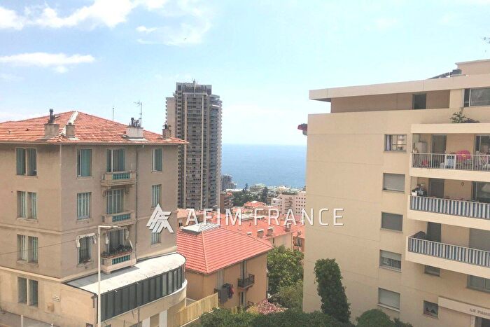 Appartement 3 pièces à Beausoleil, à louer