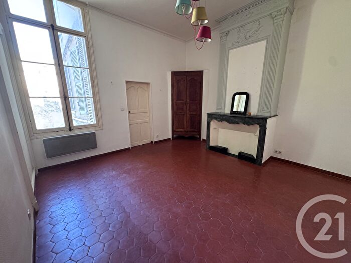 Appartement 3 pièces à Nîmes, Ecusson, Arènes, à vendre