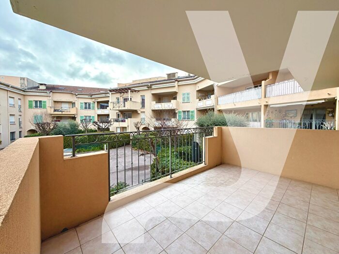 Appartement à vendre - Draguignan, Esplanade, Saint-Léger - 2 pièces - 1 chambre