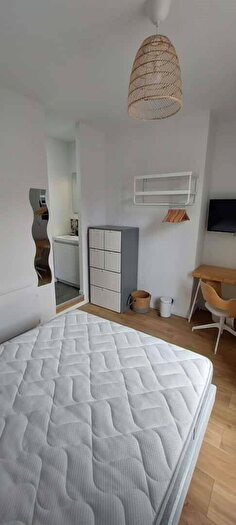 Appartement à louer - Centre Ville, Reims - 1 pièce