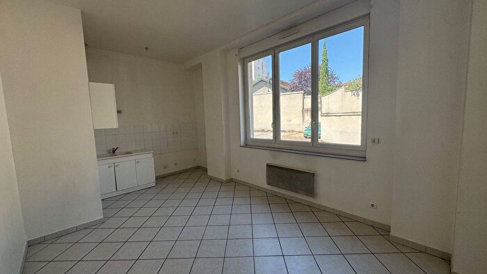 Appartement 2 pièces à Ferrandière Maisons-Neuves, Villeurbanne, à louer