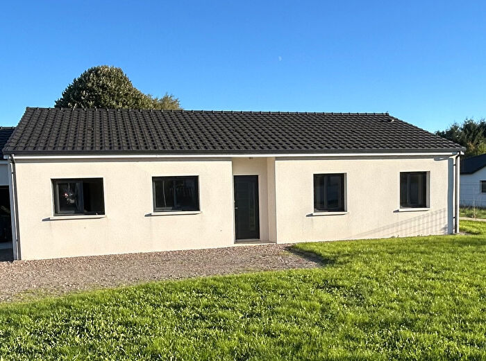 Maison à vendre - Veyrac - 5 pièces - 3 chambres