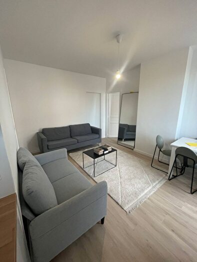Appartement à louer - Gare, Le Bourget - 2 pièces - 1 chambre