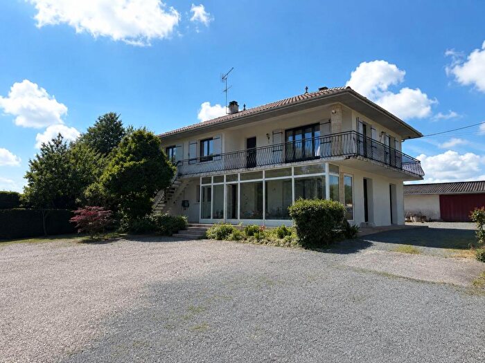 Maison 4 pièces à vendre à Castets-en-Dorthe