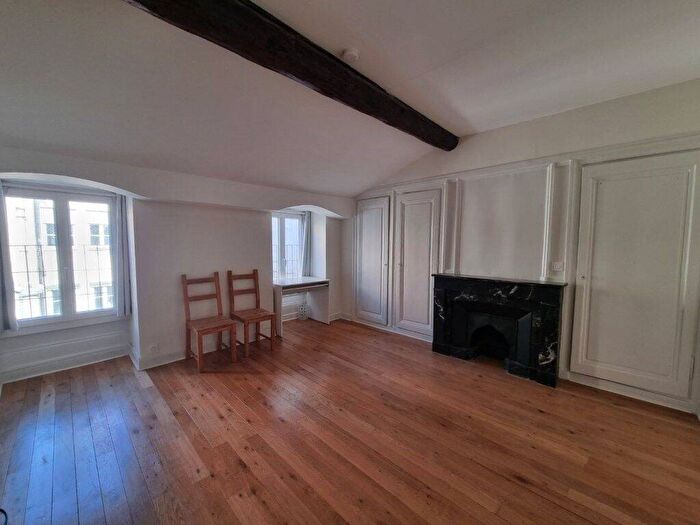 Ainay, Lyon 2ème arrondissement : Appartement 2 pièces à louer