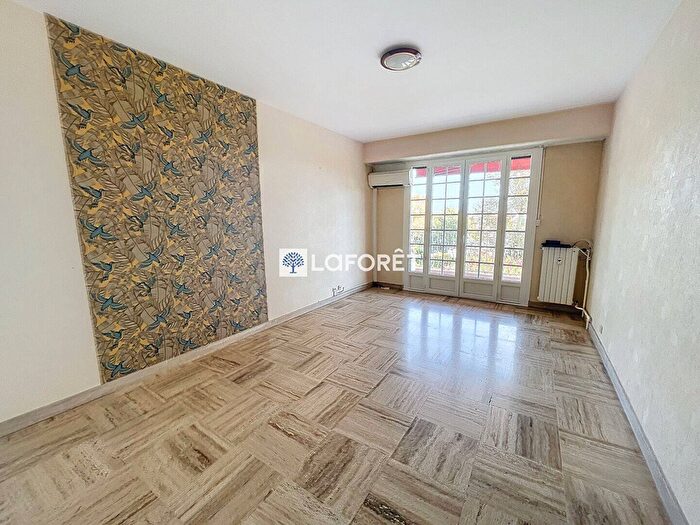 Appartement à louer - Hippodrome-Kennedy, Cagnes sur Mer - 1 pièce
