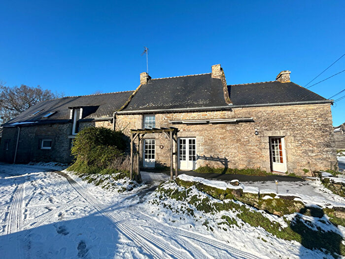Maison à vendre - Questembert - 8 pièces - 4 chambres
