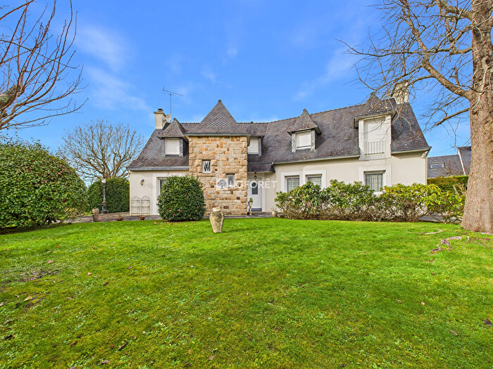 Maison à vendre - La Forêt-Fouesnant - 8 pièces - 4 chambres