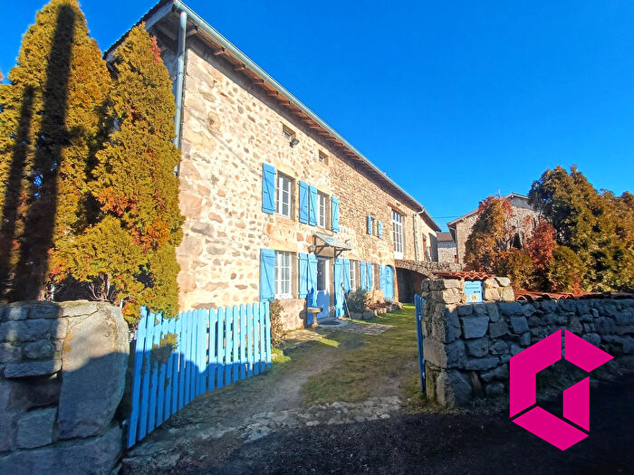 Maison à vendre - Saint-Julien-dAnce - 4 pièces - 3 chambres