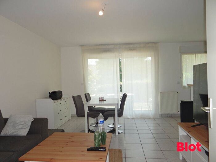 Appartement 3 pièces à Chavagne, à louer