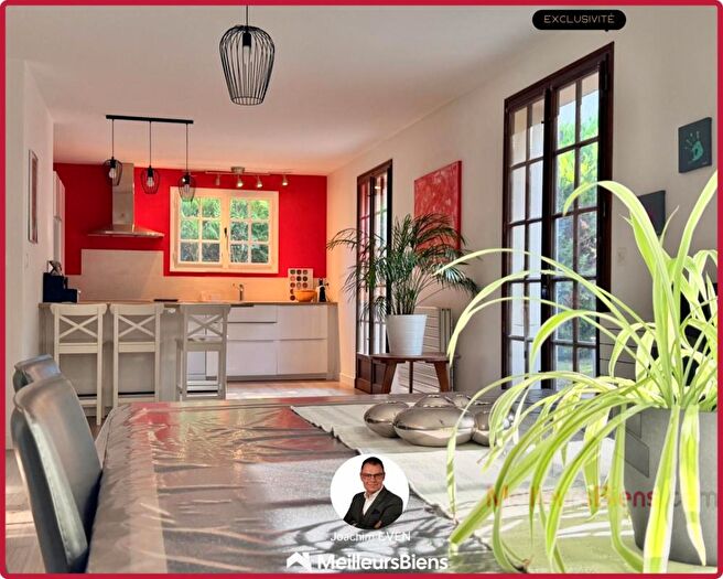 Lons-le-Saunier, Bel-Air, Docteur Jean-Michel - Maison 7 pièces à vendre