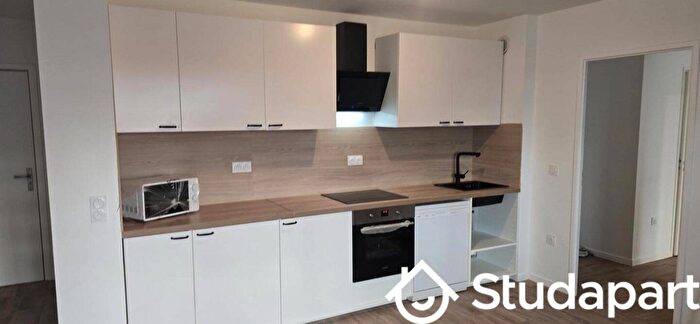 Appartement à louer - Montaigu Nord Est, Melun - 1 pièce - 1 chambre