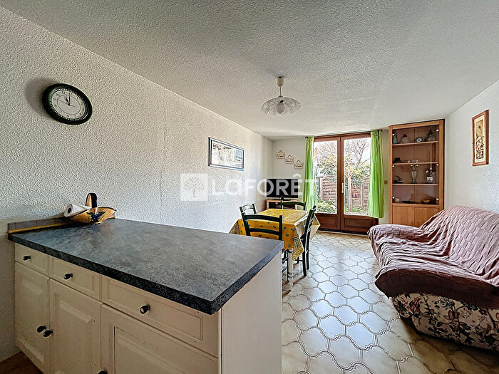 Maison à vendre - Saint-Cyprien, Le Port - 3 pièces - 2 chambres