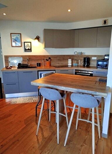 Appartement à louer - Bagnères-de-Bigorre - 4 pièces - 1 chambre