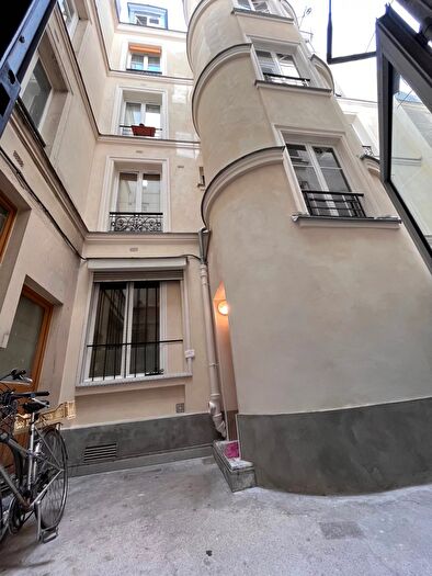 Appartement à vendre - Paris e  - 1 pièce - 1 chambre