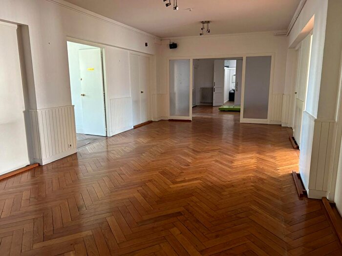 Appartement 8 pièces à Clermont-Ferrand, Jaude, Fontgiève Saint-Alyre, à vendre