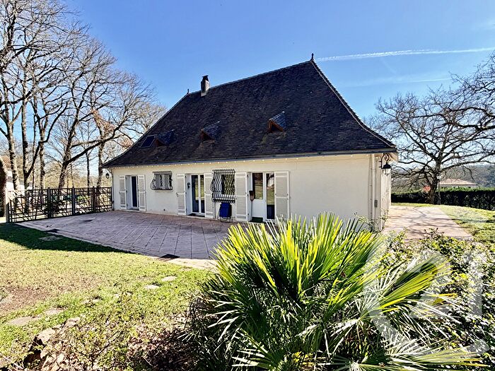 Maison à vendre - Notre-Dame-de-Sanilhac - 8 pièces - 5 chambres