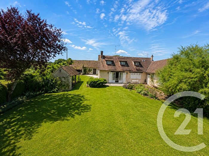 Saint-Pierre-d'Autils : Maison 6 pièces à vendre
