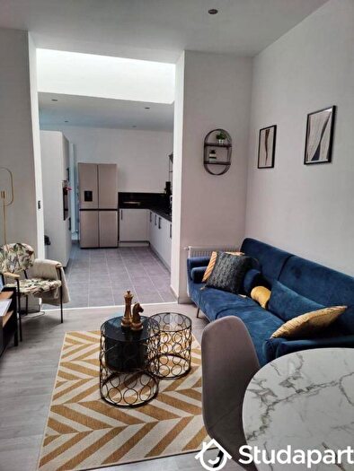 Appartement à louer - Croisette, Faches-Thumesnil - 1 pièce - 1 chambre