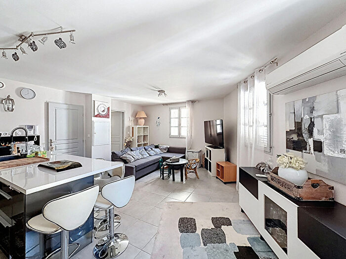 Appartement à vendre - Avignon, Magnanen, Teinturiers - 3 pièces - 2 chambres