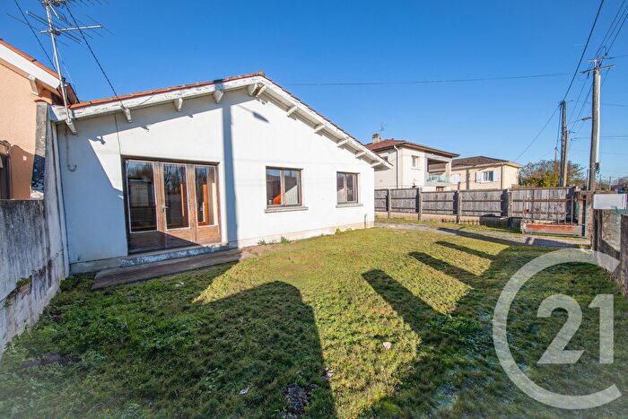 Maison à vendre - Saint-Médard-en-Jalles, Centre-ville - 3 pièces - 2 chambres