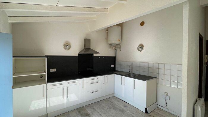 Capucins-La Barbacane-La Trivalle-Bellevue, Carcassonne : Appartement 1 pièce à louer