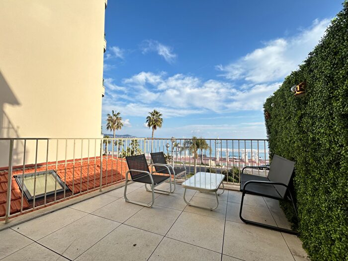 Appartement à vendre - Nice, Californie, Carras - 2 pièces - 1 chambre