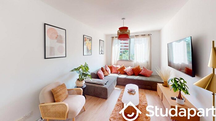 Appartement à louer - Ferrandière Maisons-Neuves, Villeurbanne - 1 pièce - 2 chambres