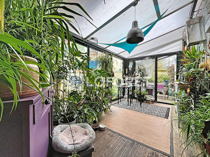 Maison à vendre - Saint-Maurice-la-Fougereuse - 9 pièces - 7 chambres