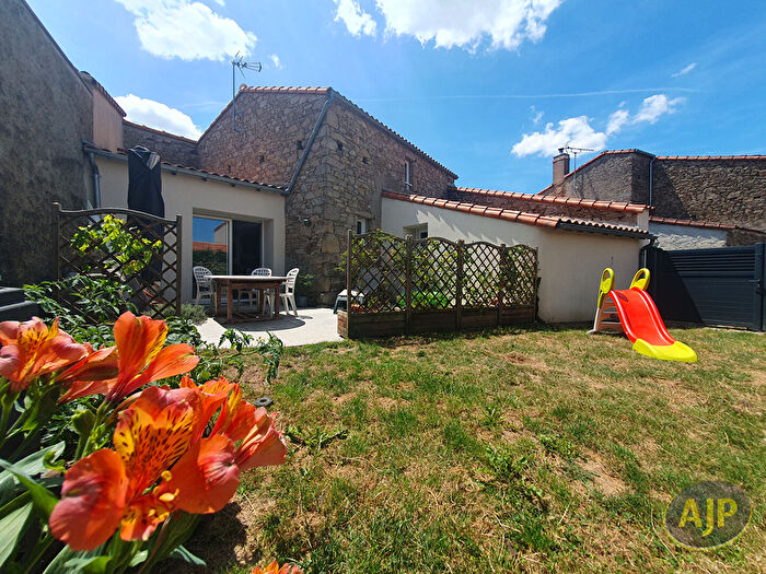 Maison à vendre - La Bernardière - 4 pièces - 3 chambres