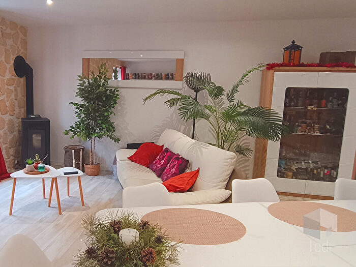 Maison à vendre - La Bégude-de-Mazenc - 4 pièces - 3 chambres